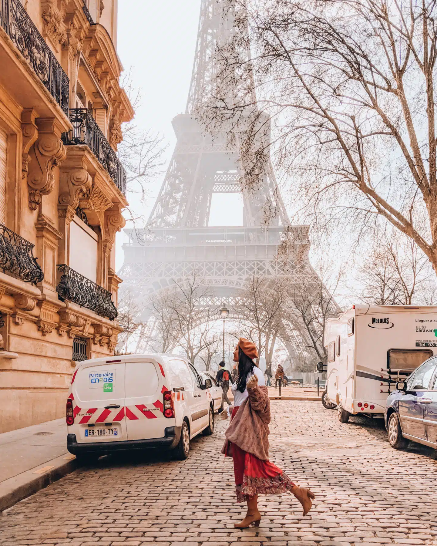 Paris Winter Fashion Guide + 20 Tips on What to Wear When It's Cold Out