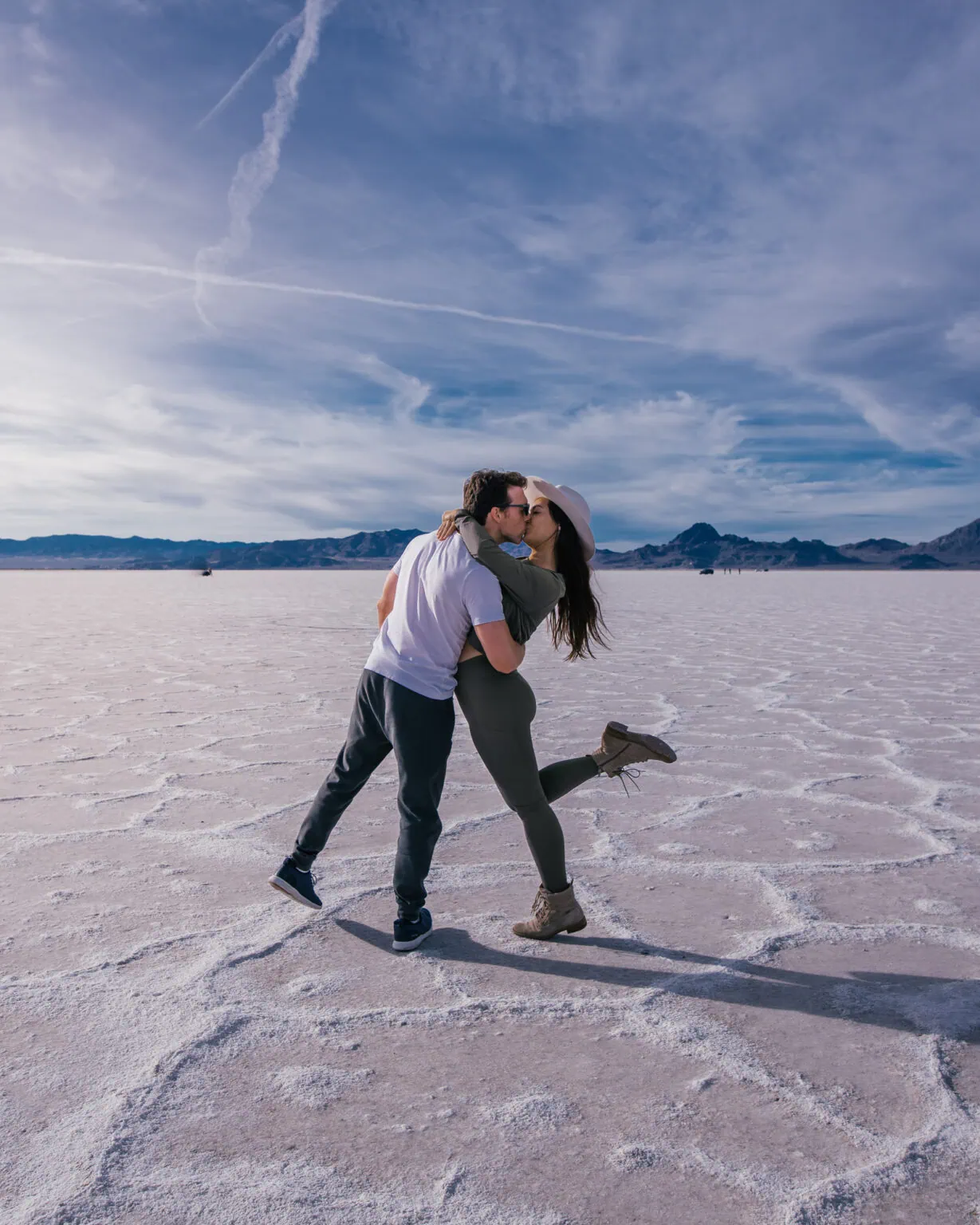 50 Couple Poses to Try for Your Next Couples Photoshoot